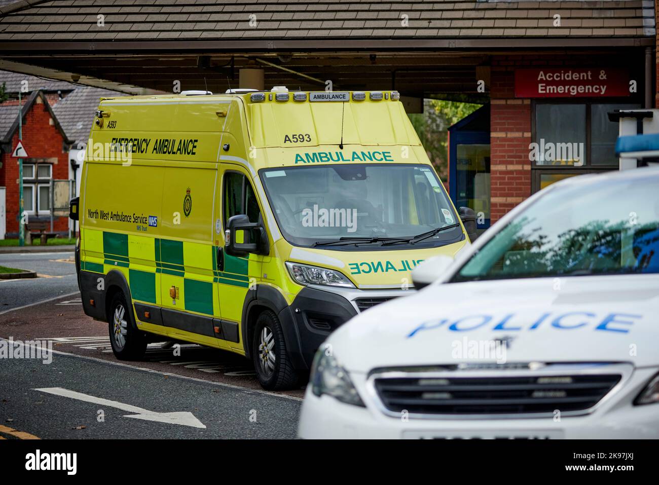 Ambulance and police car at A&E North Manchester General Hospital Stock ...