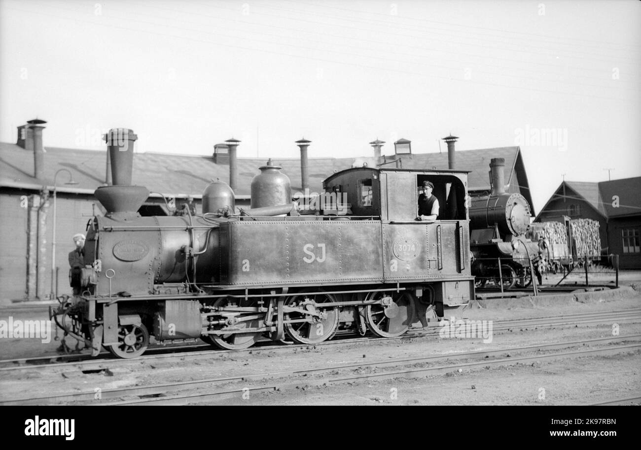 Lokstallarna at Marieholm. State Railways, SJ S5P 3074. Originally ...