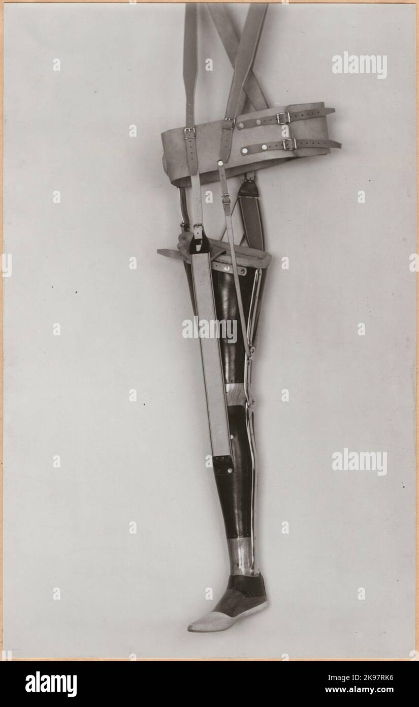 Photography from "An account of manufacturing at the State Railway's ...