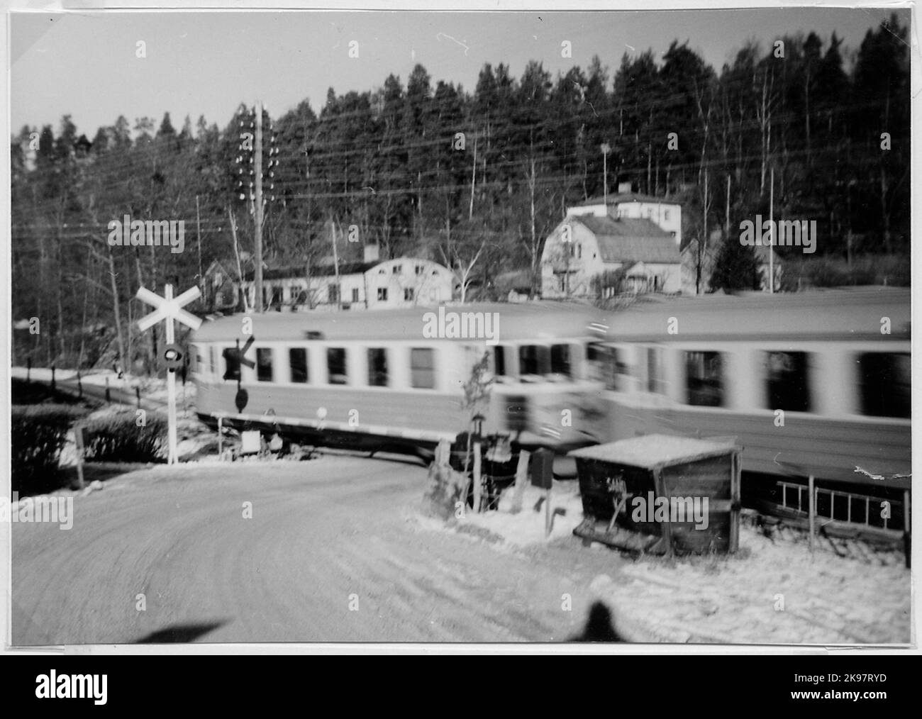 Personal train 1506 passes the road signal facility in Åhaga Stock ...