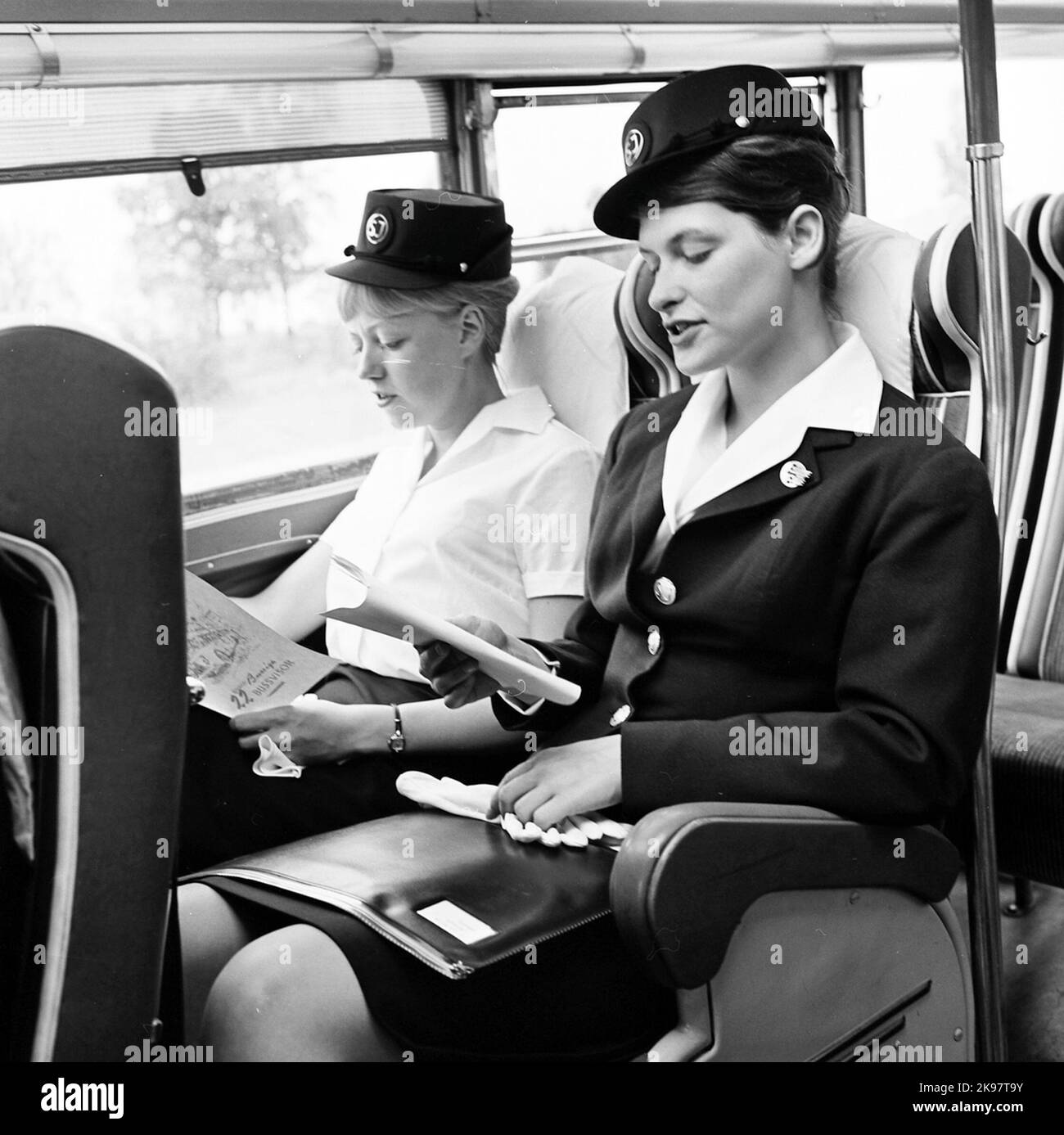 Bus hostess hi-res stock photography and images - Alamy