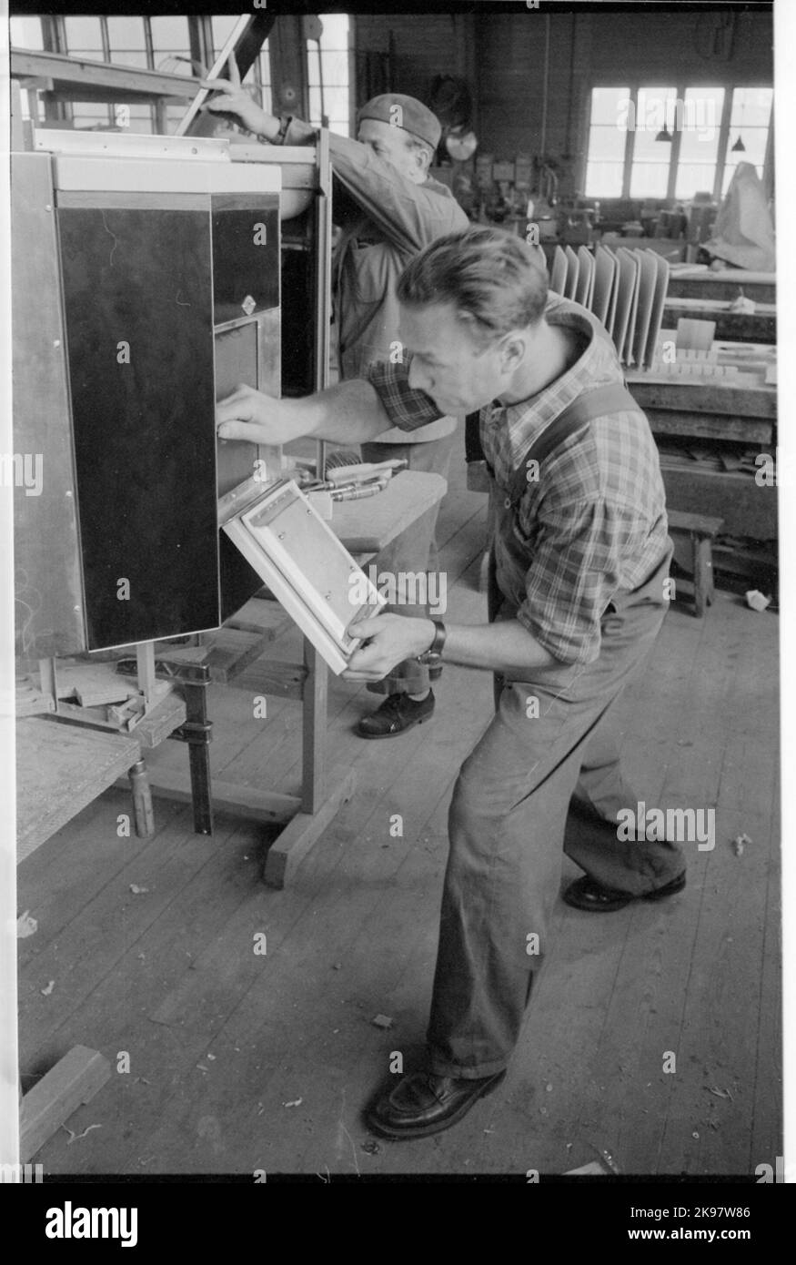 Artifact mounting systems hi-res stock photography and images - Alamy