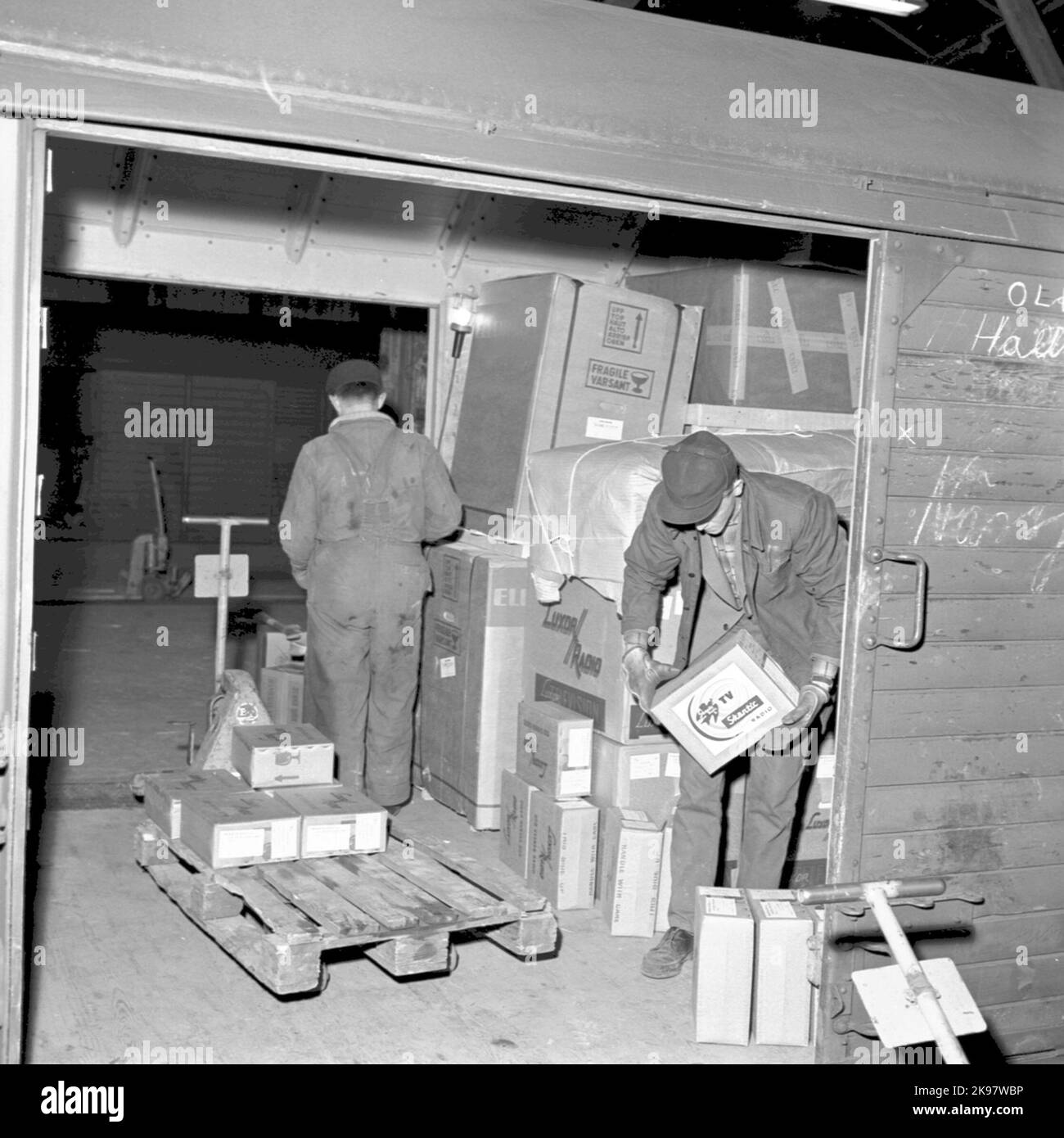 Transhipment magazine, sorting of arriving goods Stock Photo - Alamy