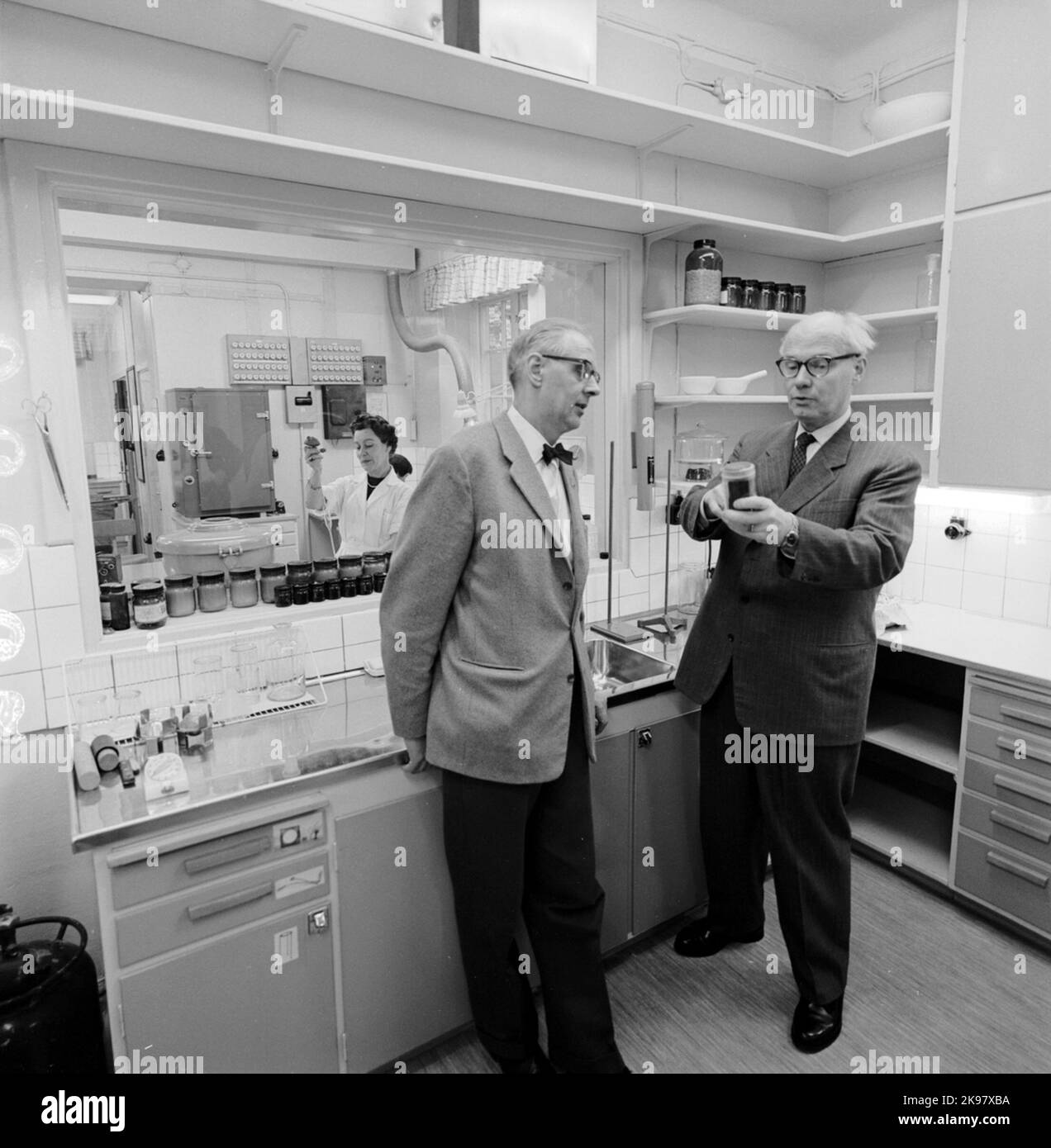 Geotechnical laboratory hi-res stock photography and images - Alamy