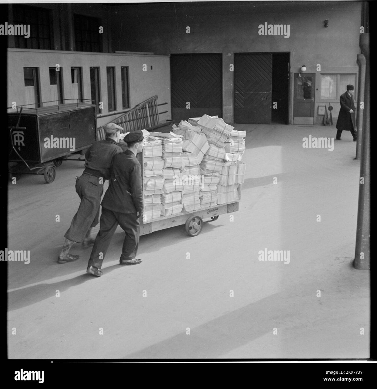 Movement of cargo Stock Photo - Alamy