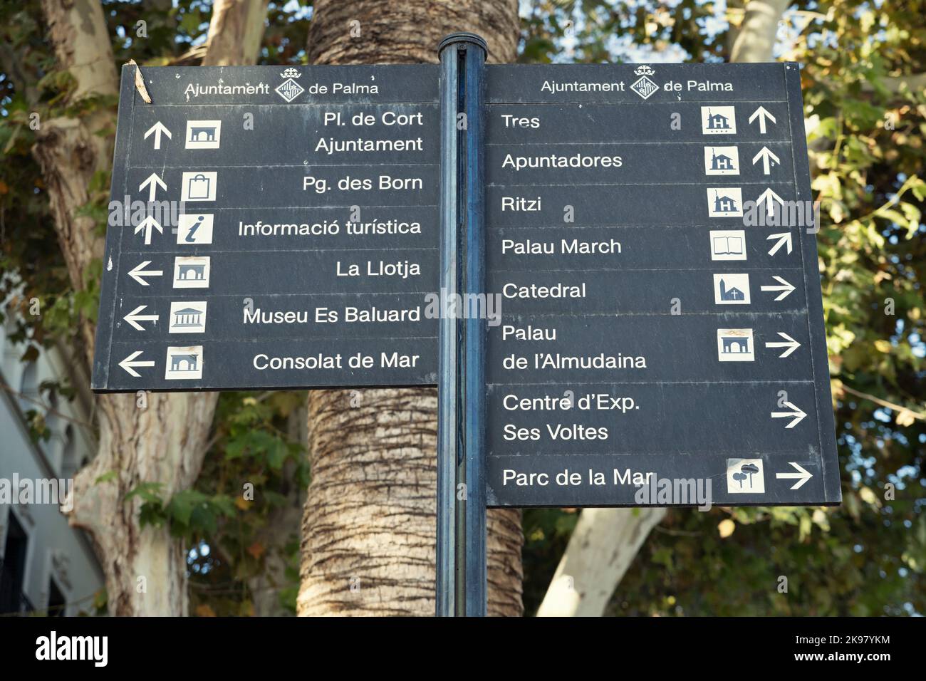 Urban street scene palma hi-res stock photography and images - Alamy