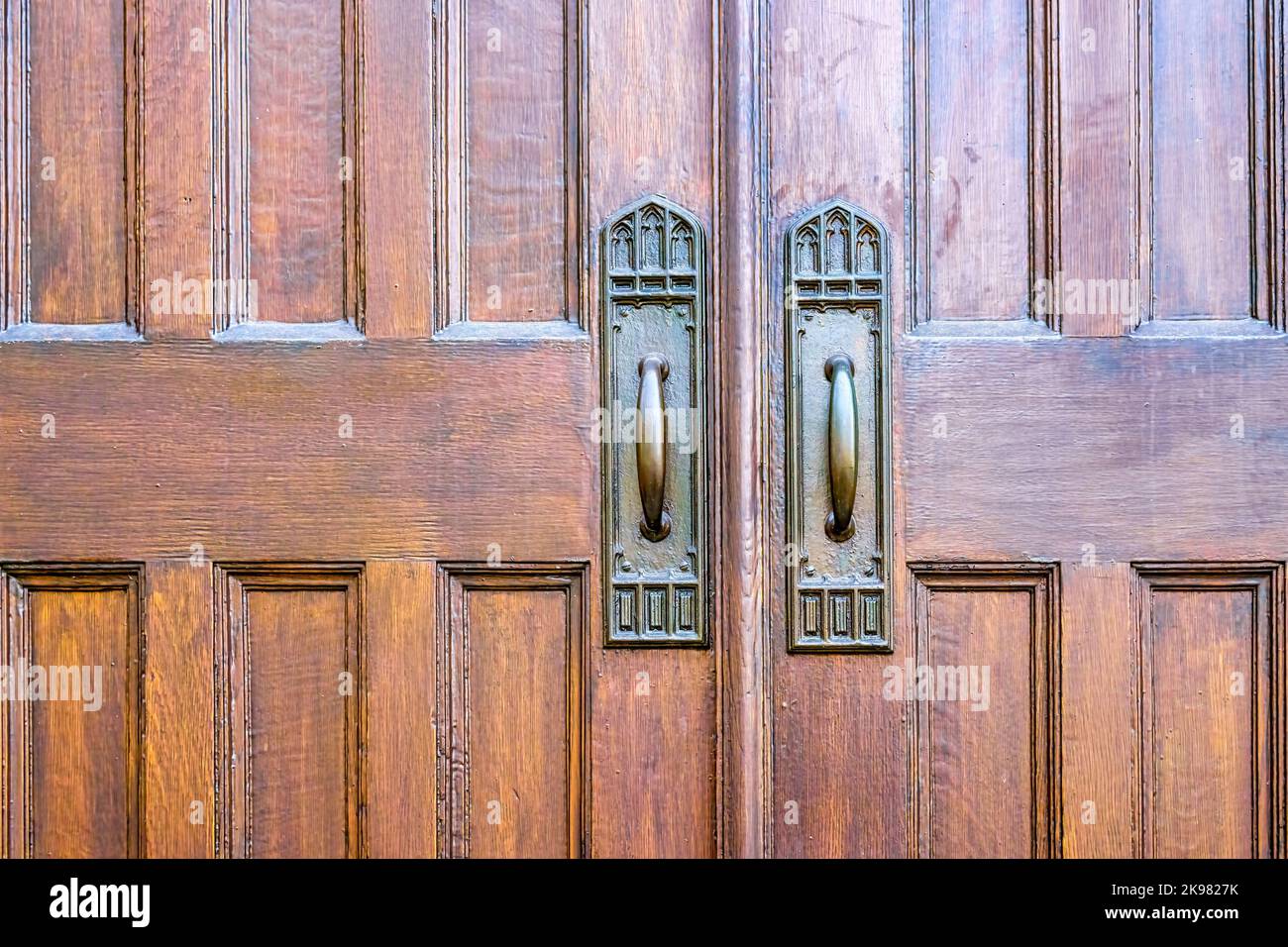 Church door detail in hi-res stock photography and images - Alamy