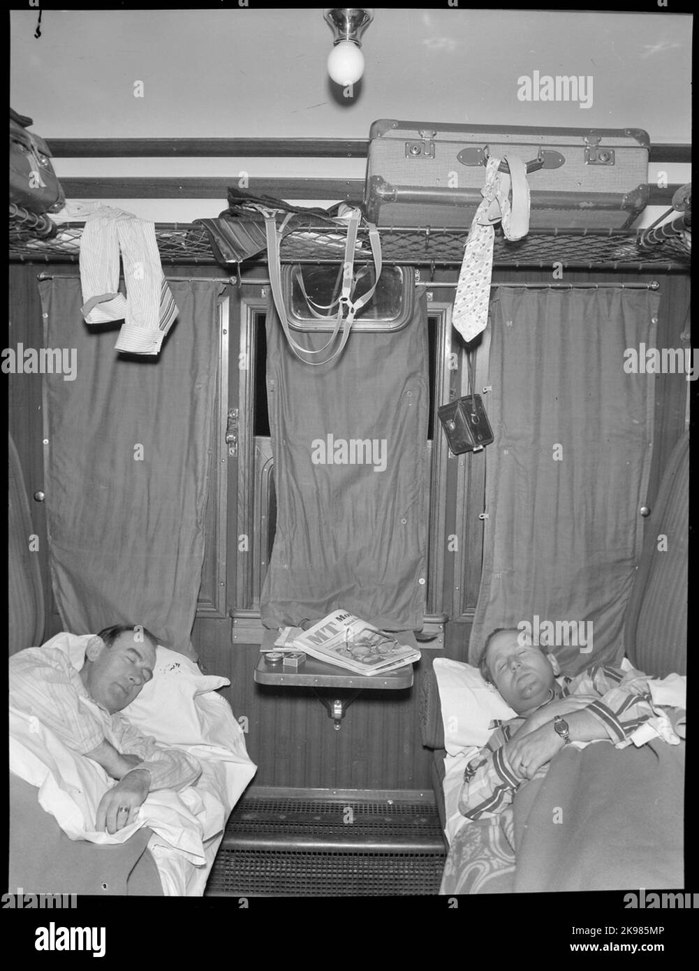 Travelers in sleeping compartment. In the bed to the right is Eric ...