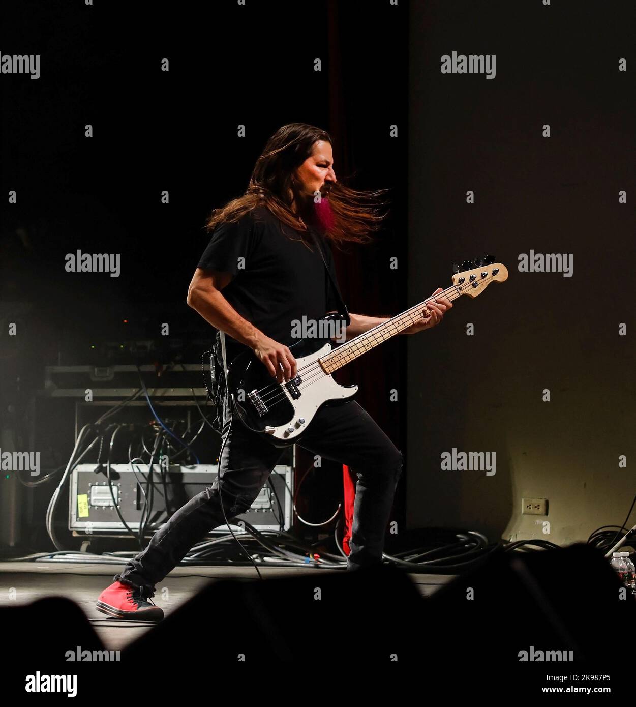 Denver, Colorado, USA. 4th Oct, 2022. Bass Guitarist BRYAN BELLER ...