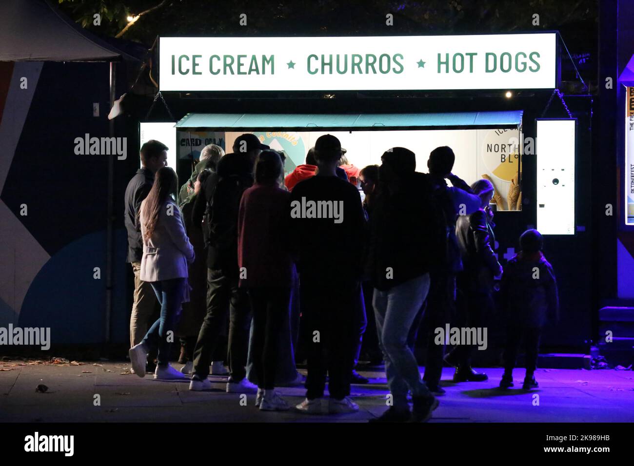 Street Food Snack Shack London Stock Photo - Alamy