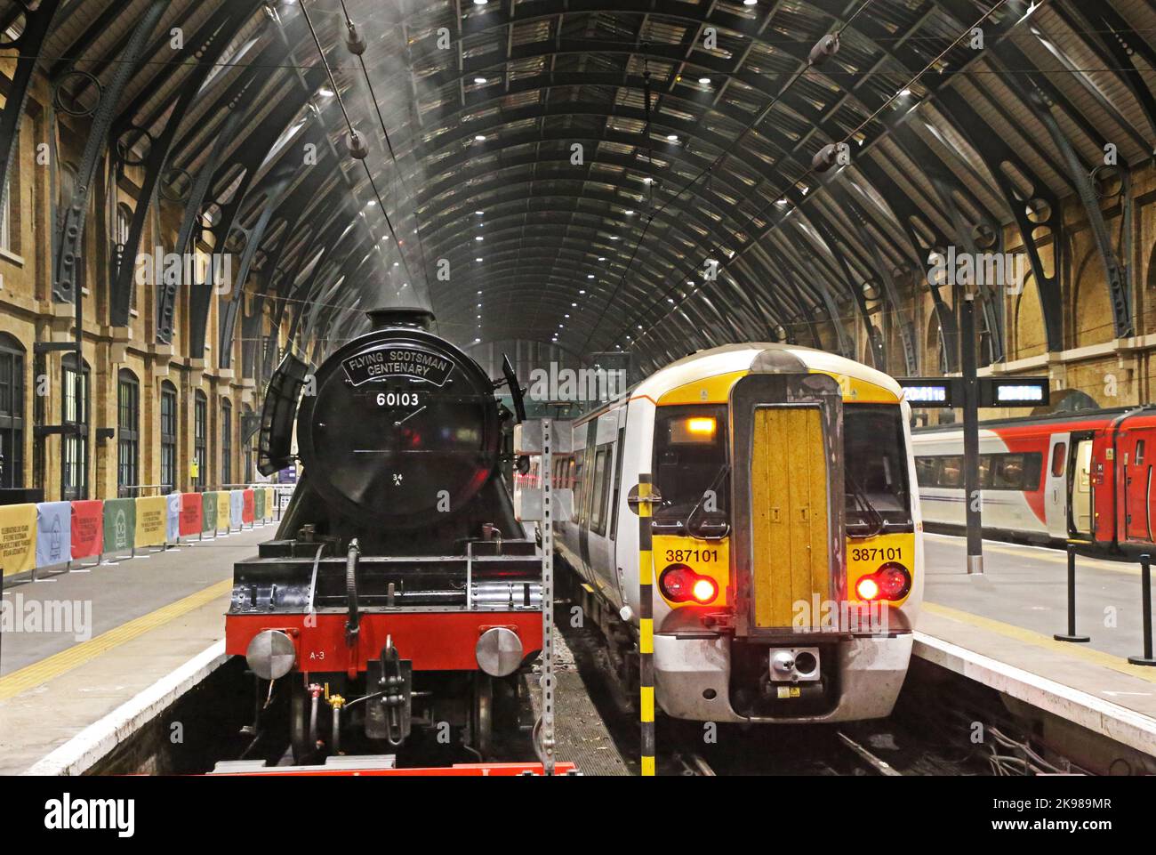 Flying Scotsman Kings Cross Station London Stock Photo - Alamy