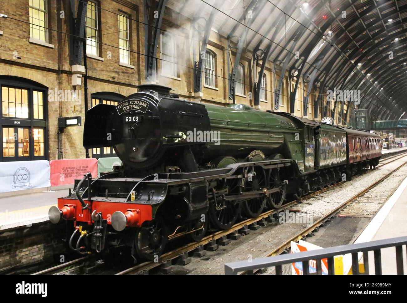 Flying Scotsman Kings Cross Station London Stock Photo - Alamy