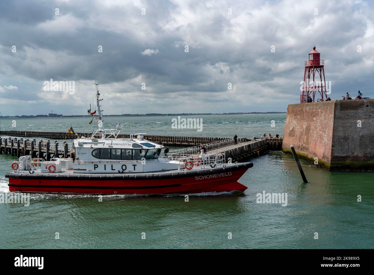 Harbour pilot boat hi-res stock photography and images - Alamy