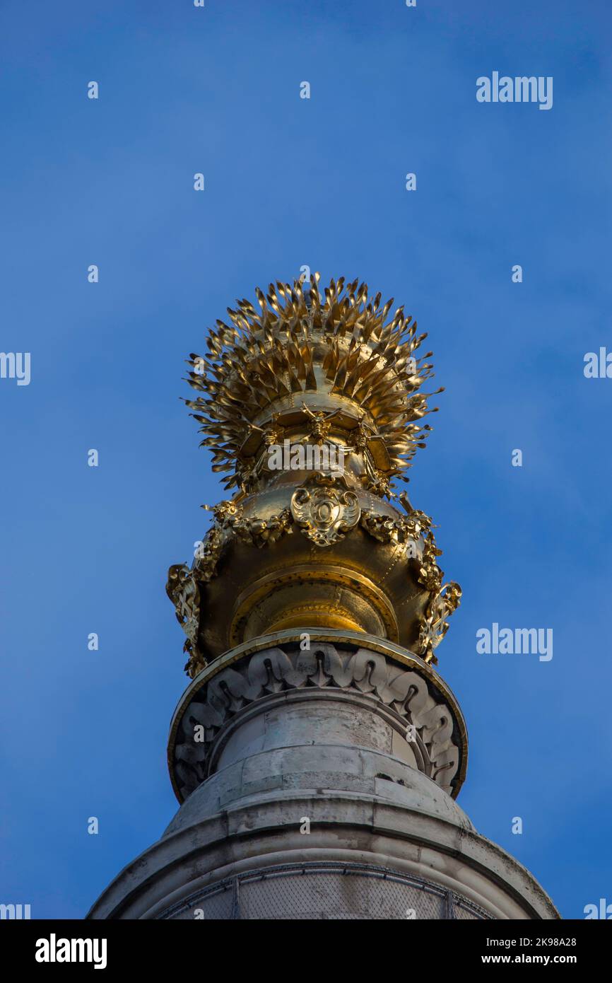 Monument tower london Stock Photo - Alamy