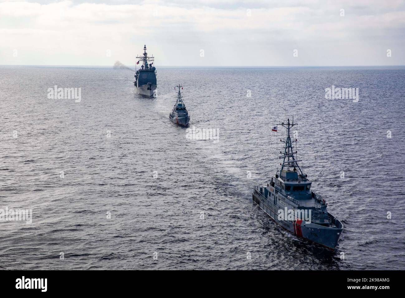 221026-N-TC847-1185 ADRIATIC SEA (Oct. 26, 2022) The Ticonderoga-class ...