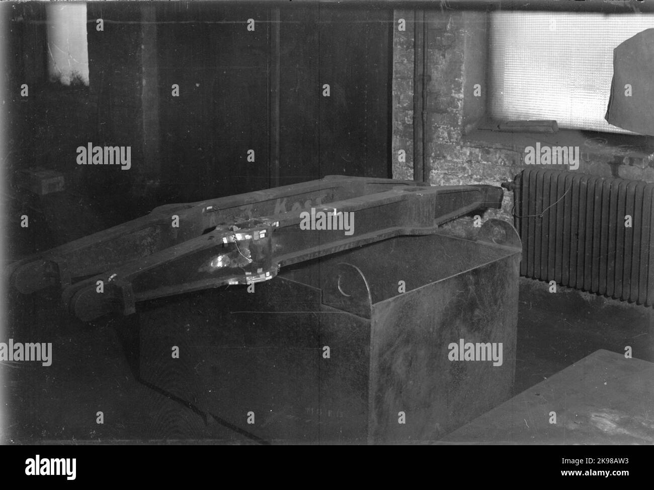 Test -loaded balance bar for locomotives Stock Photo - Alamy