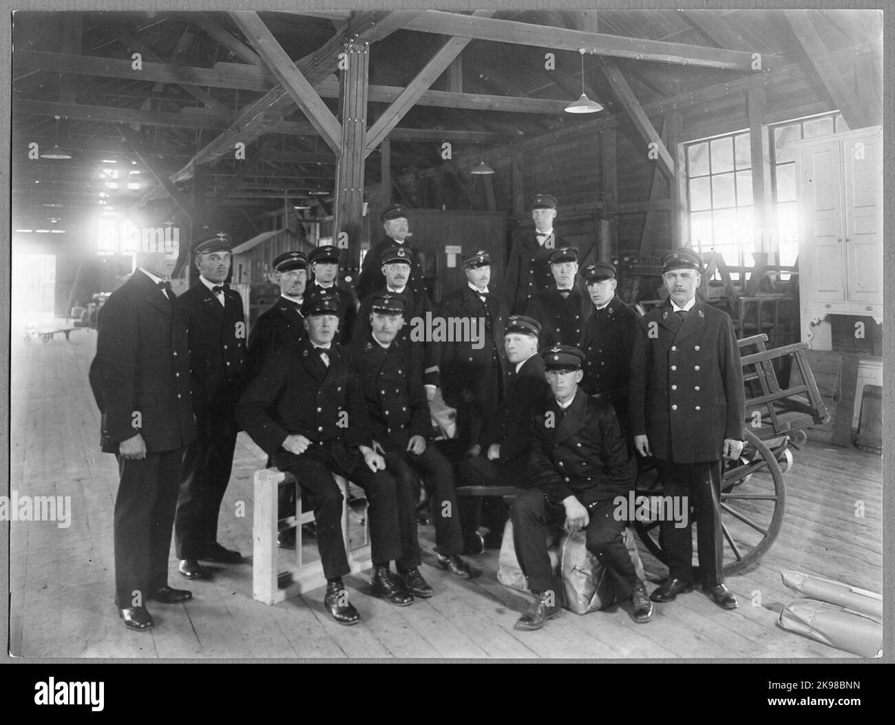 Personnel at Freight magazine at Örebro Södra. Axel Nyström (in the ...