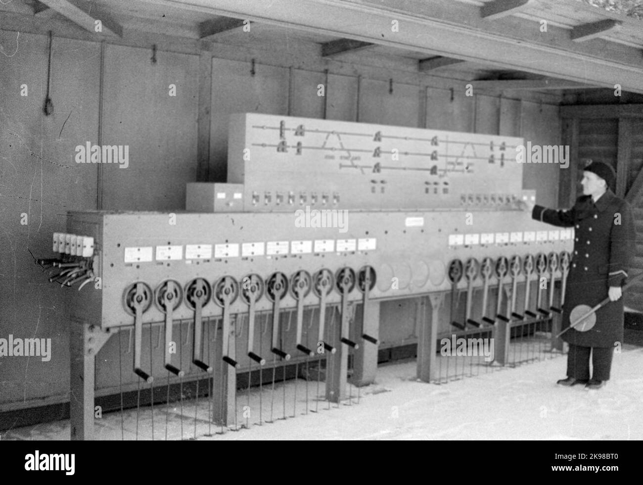 Rotebro signal switchgear, crank device with illuminated track plan ...