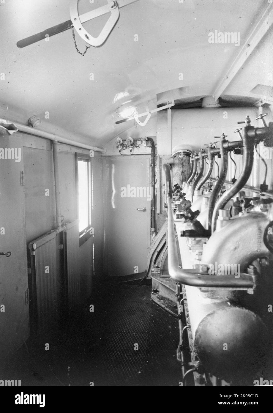 SNJ ÄF 10, engine room (after rep.). Kockums Mechanical Workshop ...