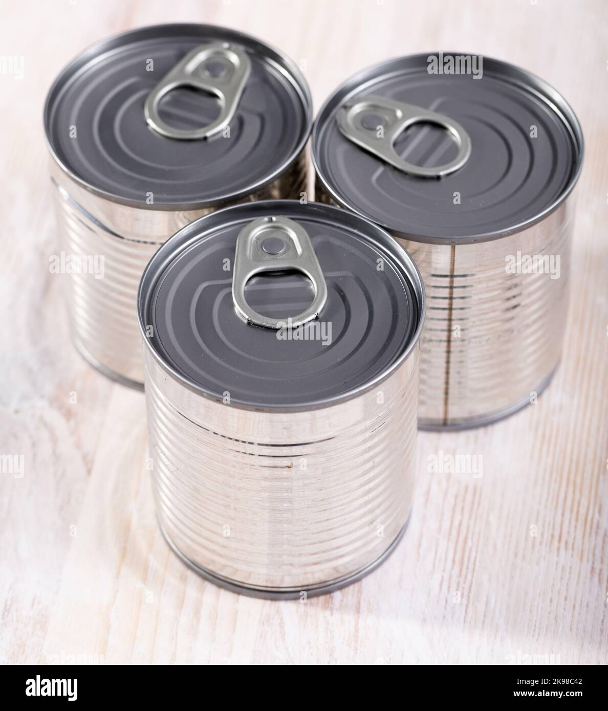 Three metallic tin cans hi-res stock photography and images - Alamy