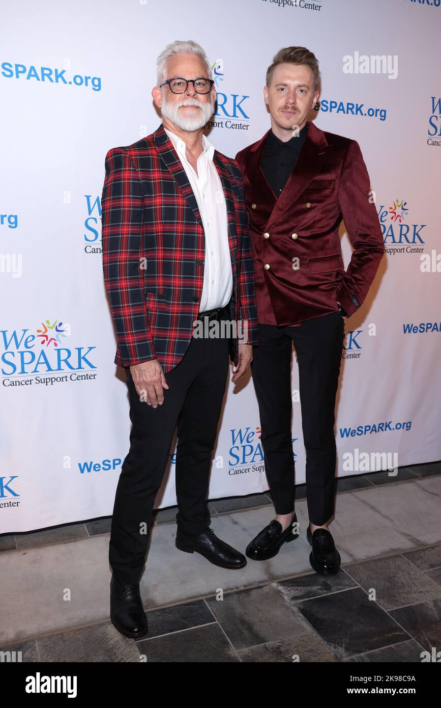 Los Angeles, California, USA.25th October, 2022. Steven Wolfe and ...