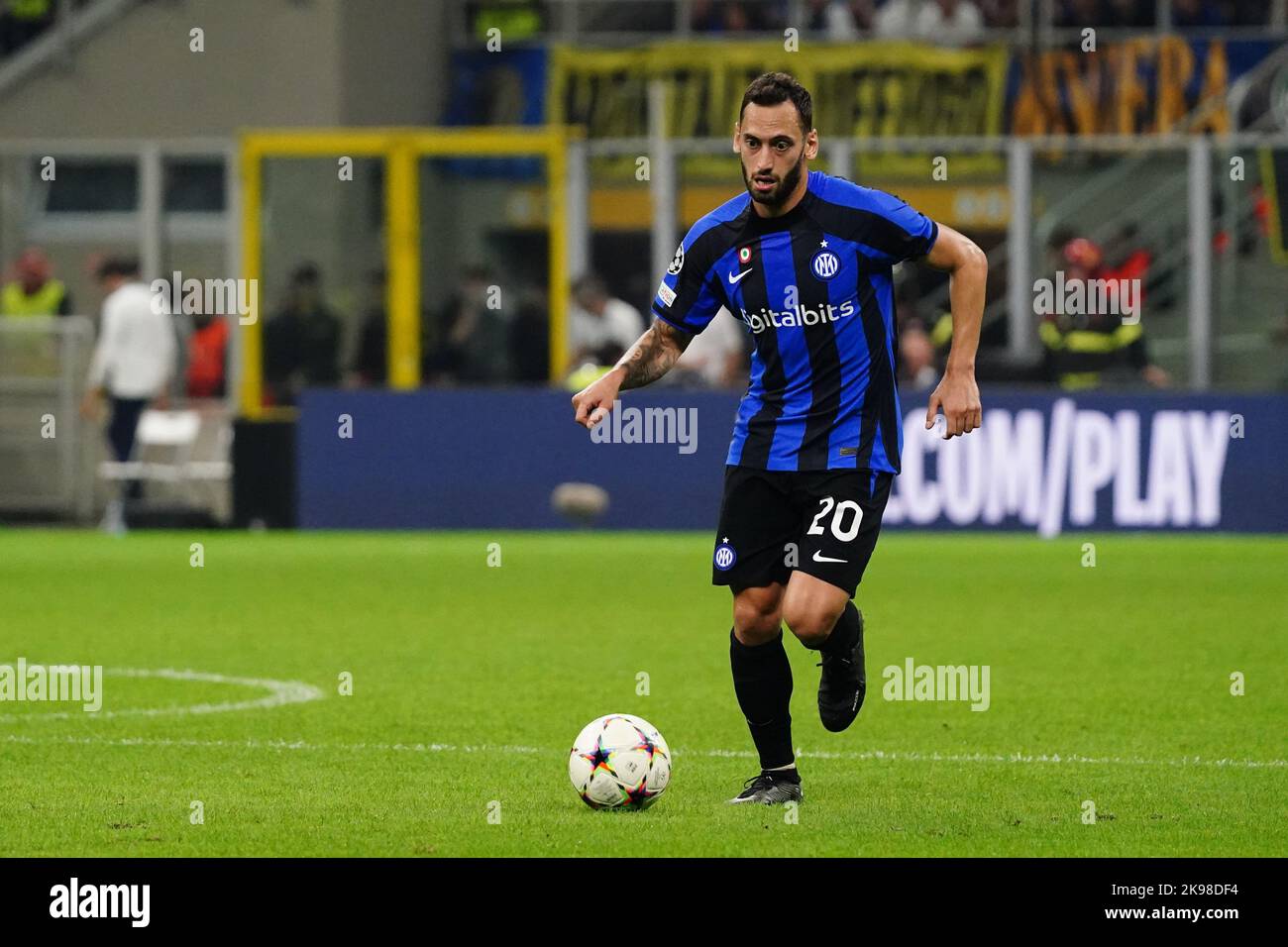 San Siro, Milan, Italy, October 26, 2022, Hakan Calhanoglu (FC Inter ...