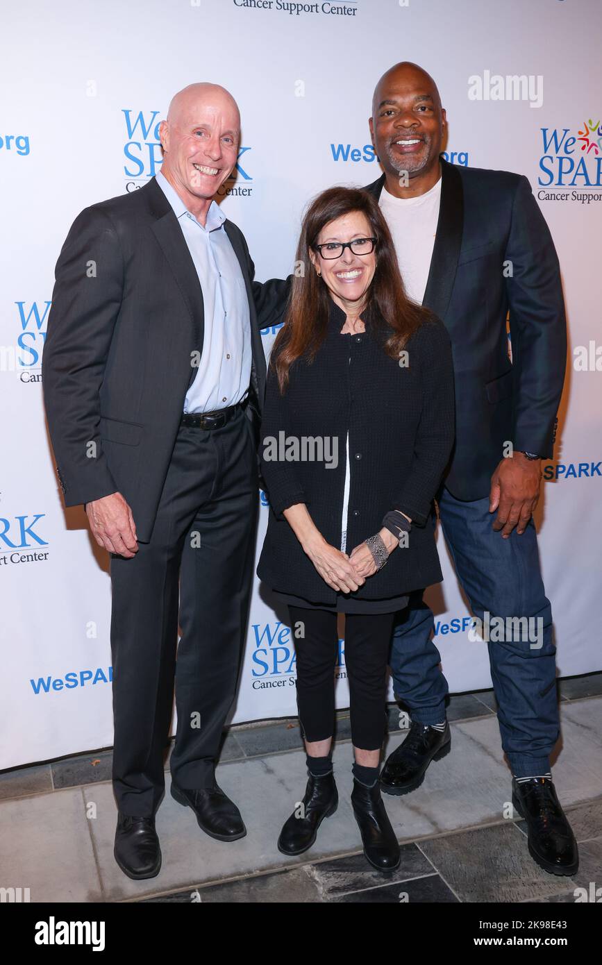 Los Angeles, California, USA.25th October, 2022. Brian Kiley, Wendy ...