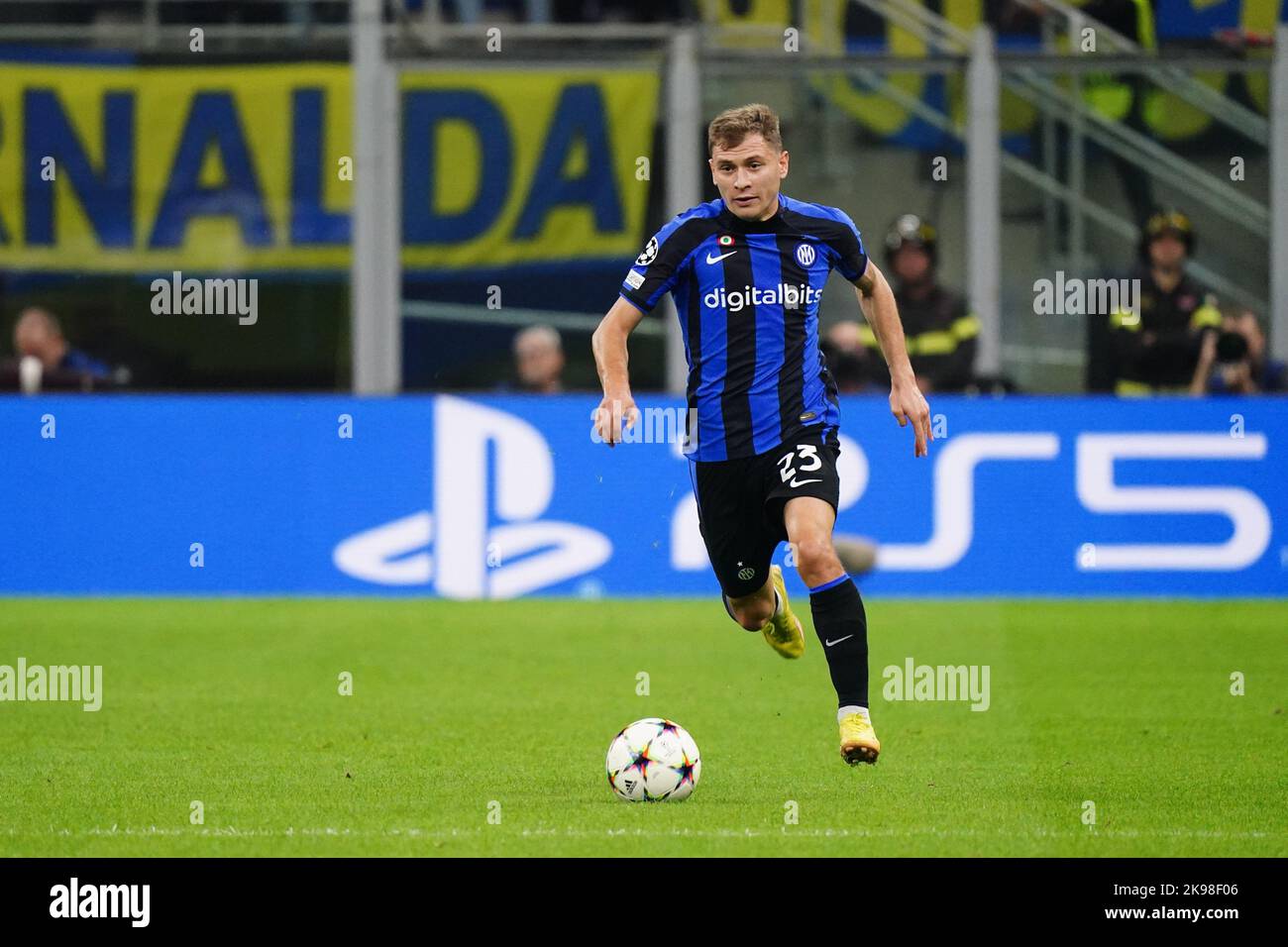 San Siro, Milan, Italy, October 26, 2022, Nicolo Barella (FC Inter ...