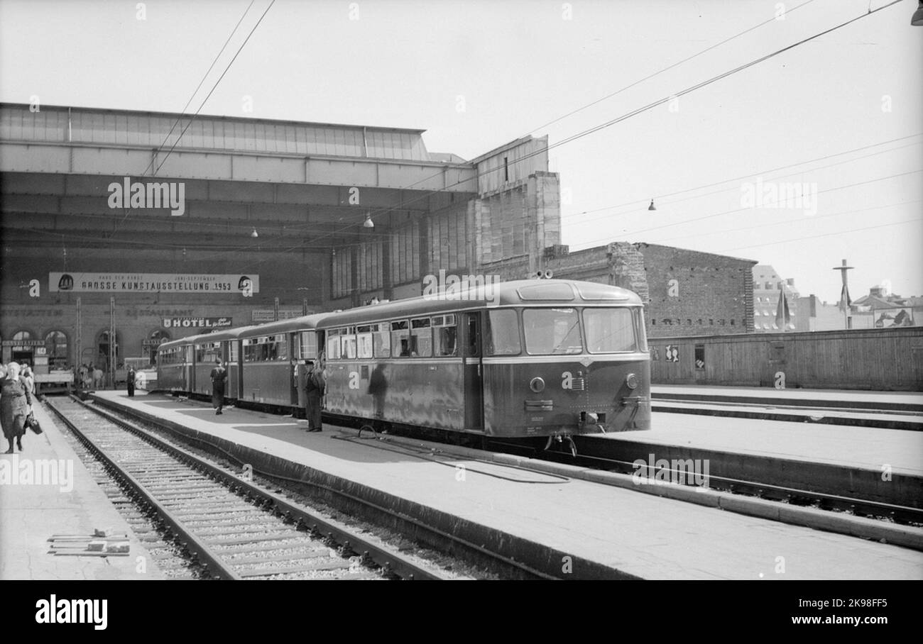 Deutsche bahn Black and White Stock Photos & Images - Alamy