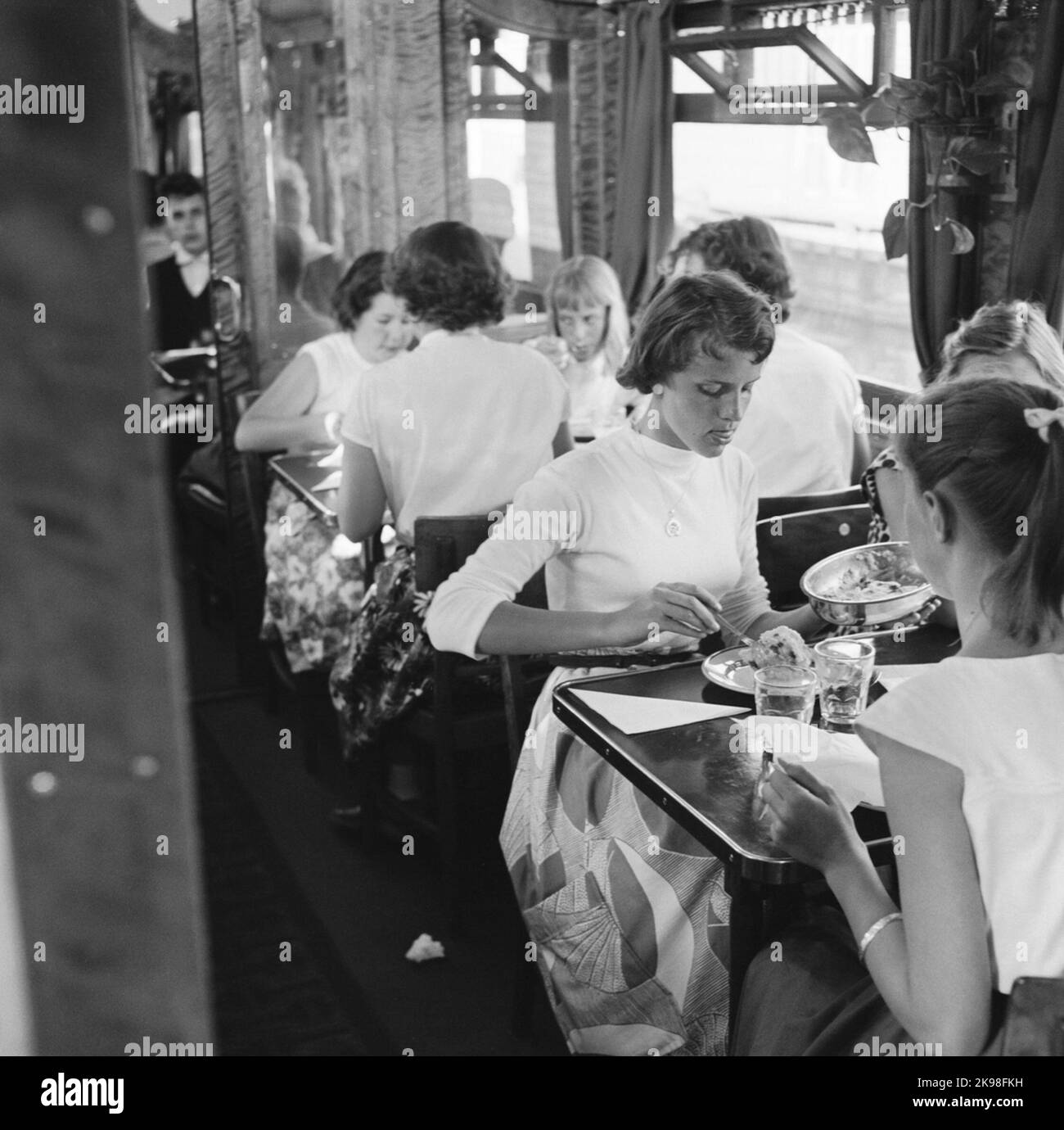 State Railways, SJ Train Home. Interior, the dining room. (Blackeberg's ...