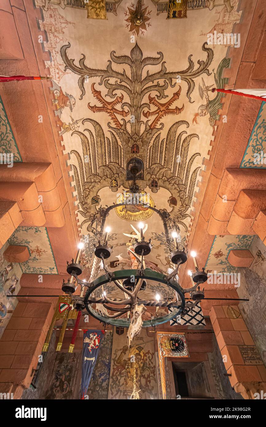 German imperial banquet hall in the Château du Haut-Koenigsbourg a ...