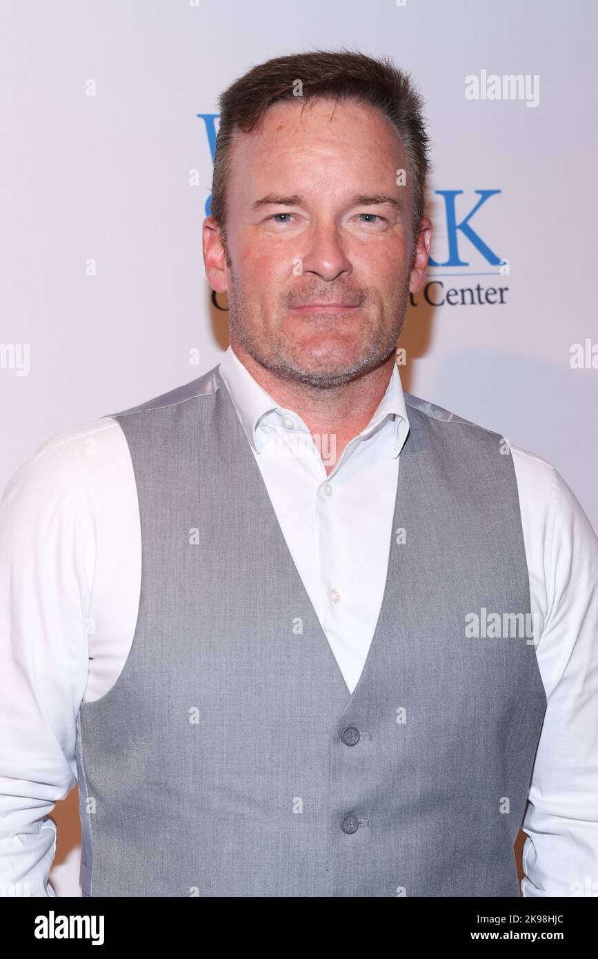 Los Angeles, California, USA.25th October, 2022. Christopher Dukes ...