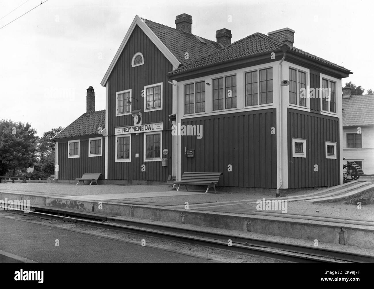 The station was opened on October 15, 1916 as a stop and was then ...
