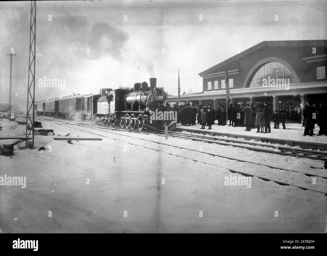 Train number 6 Black and White Stock Photos & Images - Alamy