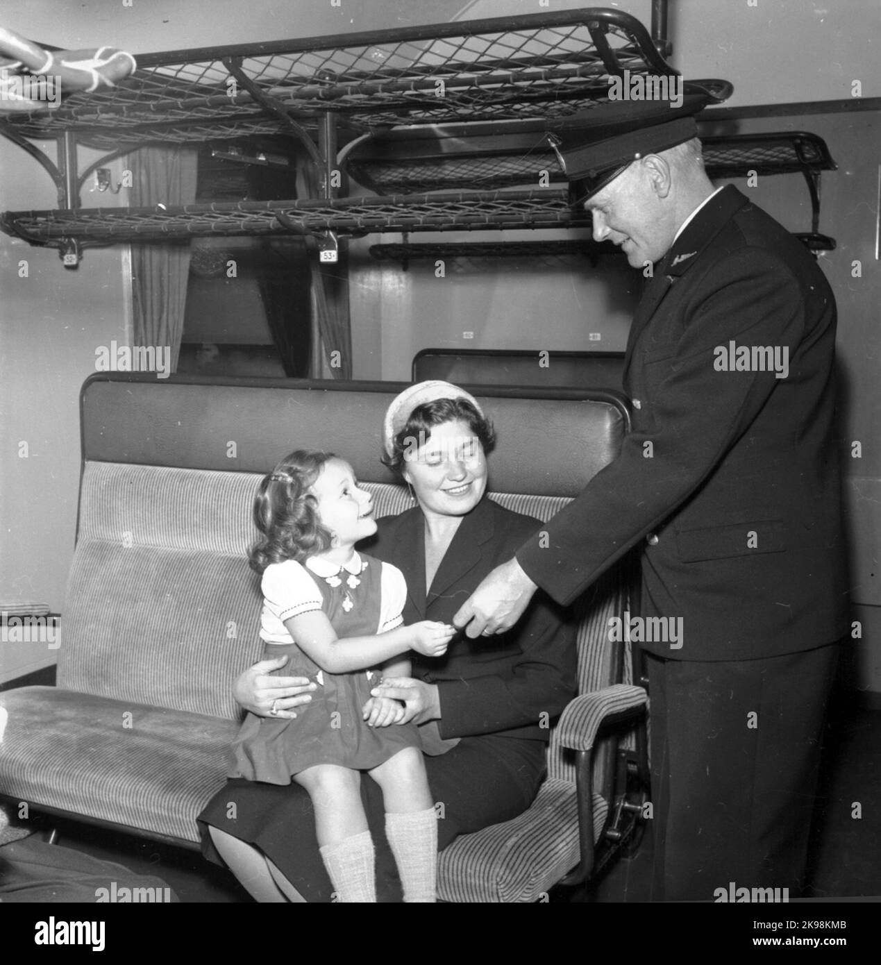 Train ticketing system hi-res stock photography and images - Alamy