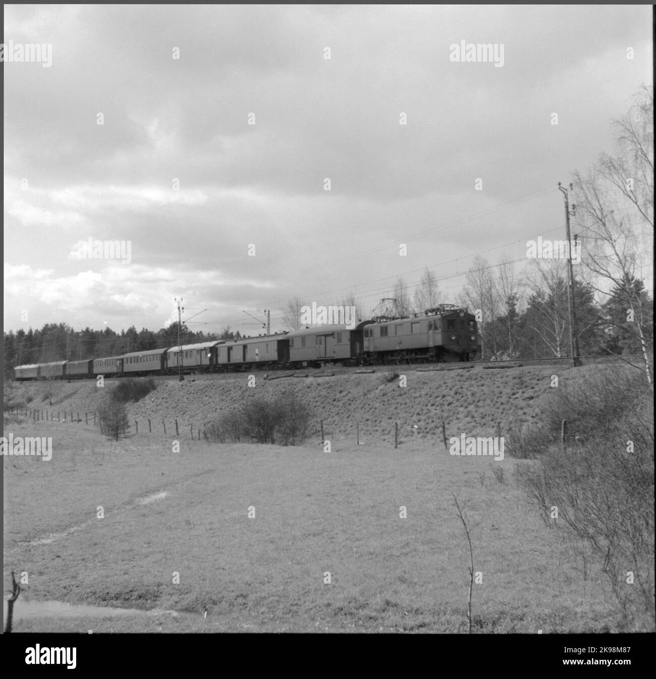 The State Railways, SJ D. D-LOK is a type of locomotive in Sweden ...