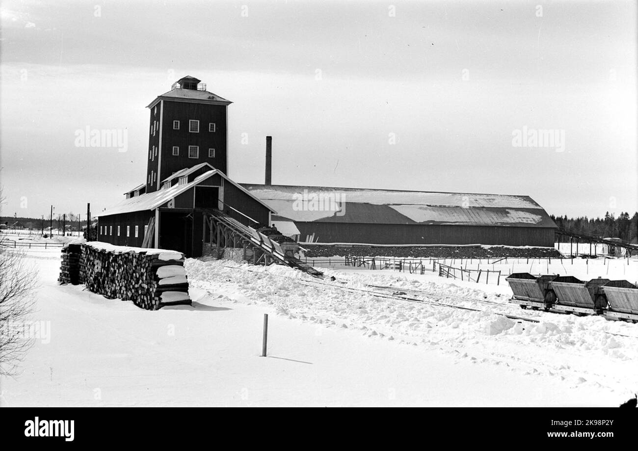 Peat loading hi-res stock photography and images - Alamy
