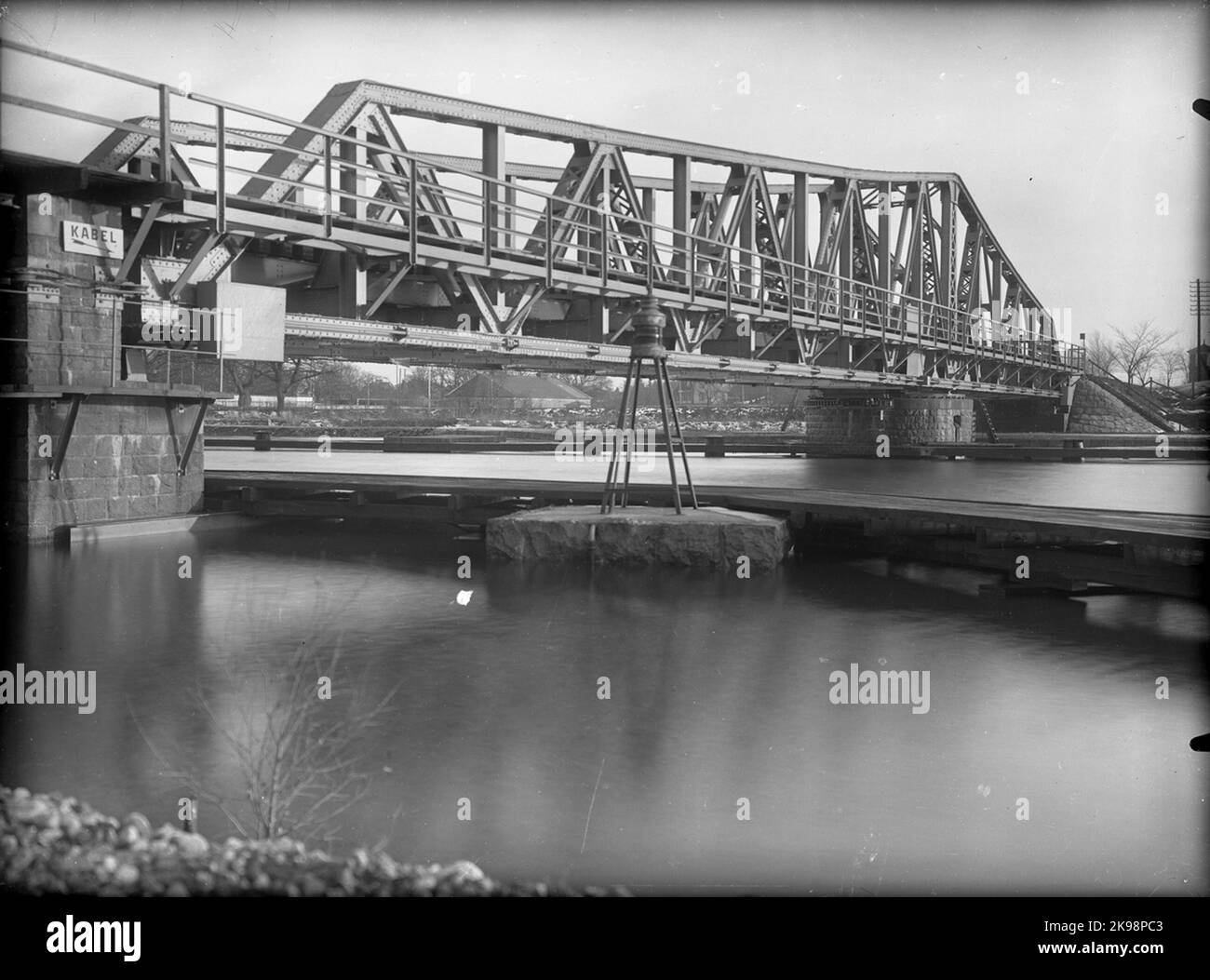 Turn bridge hi-res stock photography and images - Alamy