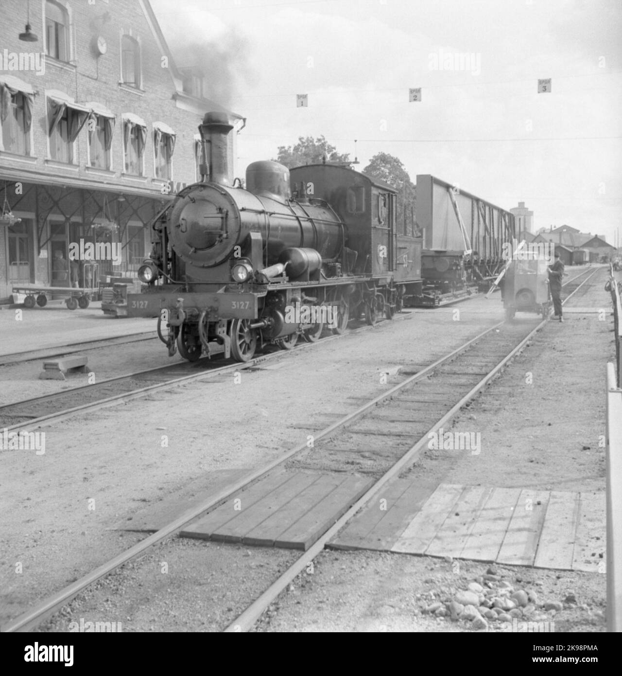 State Railways, SJ L16P 3127 with special transport Stock Photo - Alamy