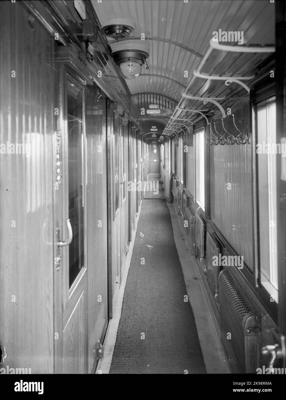 The State Railways, SJ CO6 2143, interior corridor Stock Photo - Alamy