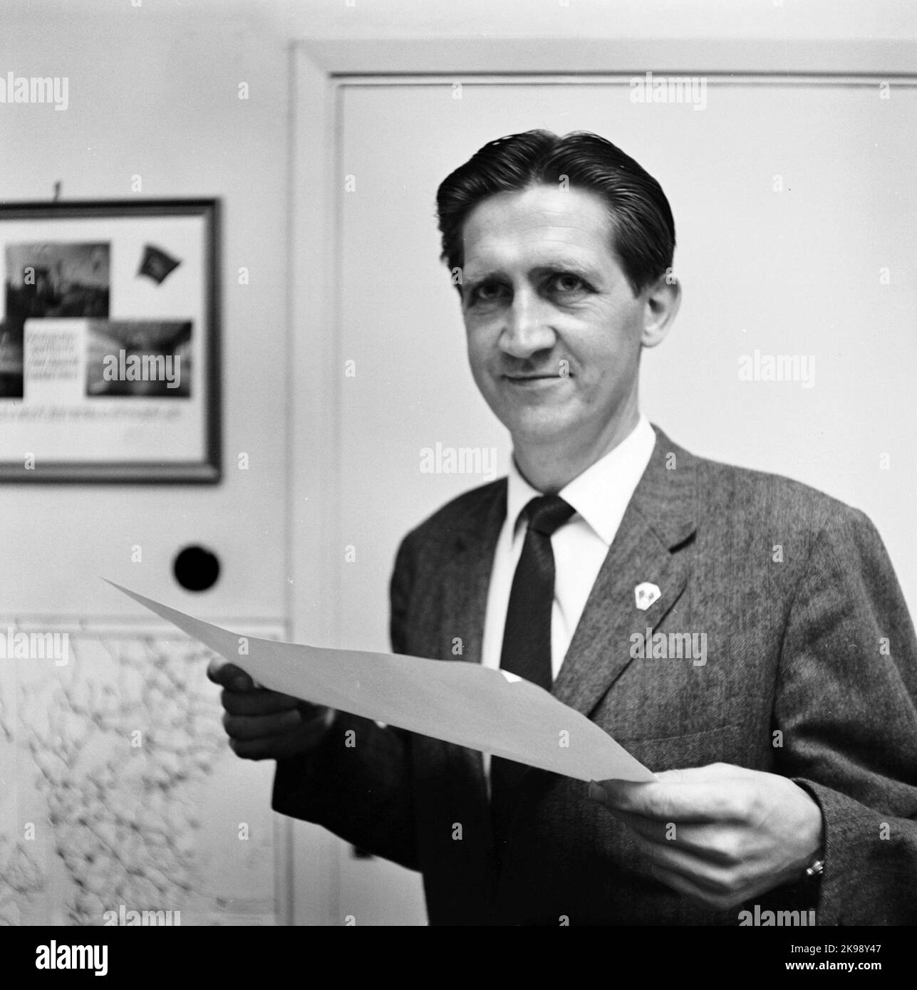 Functionaries hi-res stock photography and images - Alamy