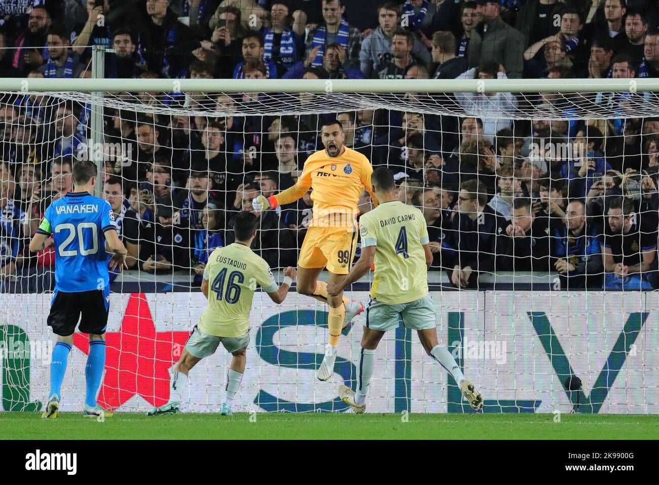 Goalkeeper diogo costa hi-res stock photography and images - Alamy