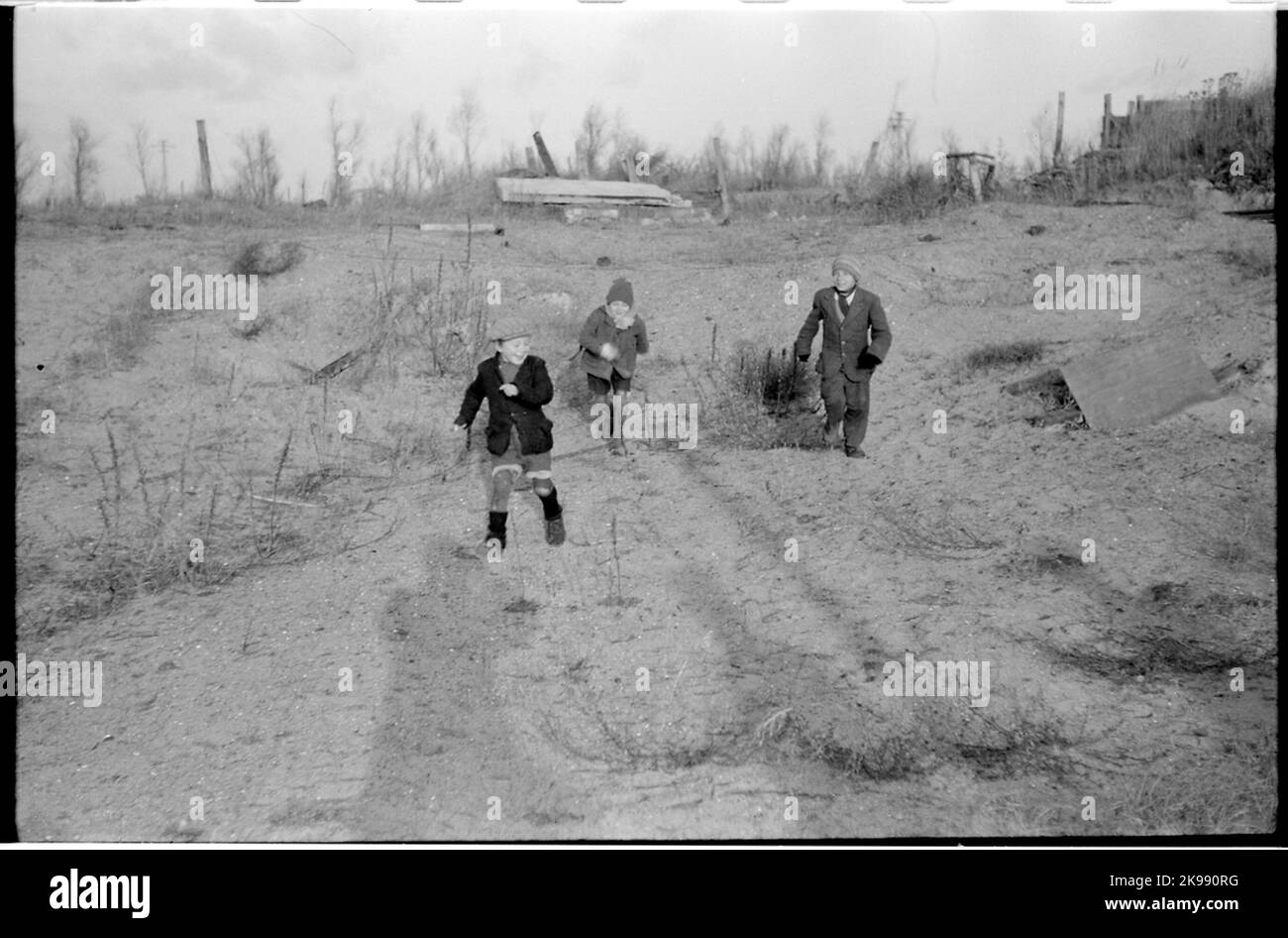 Image scene in play Black and White Stock Photos & Images - Alamy