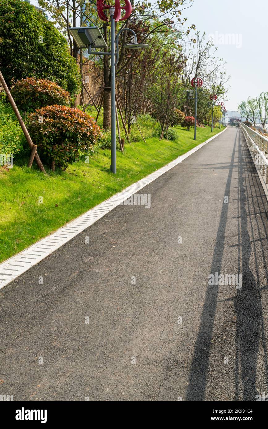 walkway in the modern city Stock Photo - Alamy