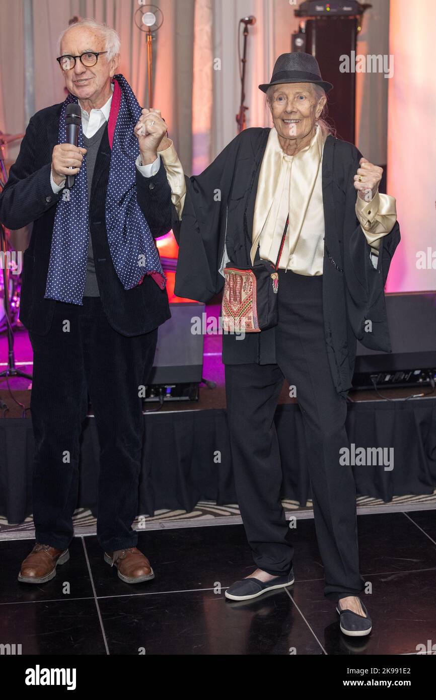 Dame Vanessa Redgrave receives the Raindance Icon Award from Sir ...