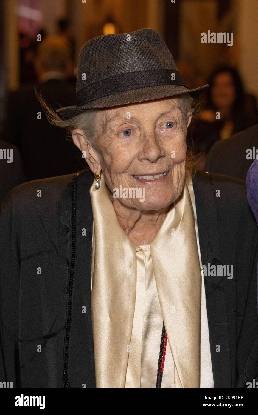 Dame vanessa redgrave hi-res stock photography and images - Alamy