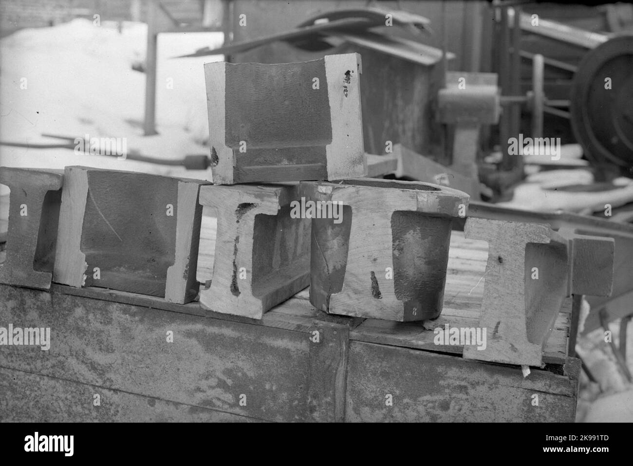 Mechanical surfaces hi-res stock photography and images - Alamy