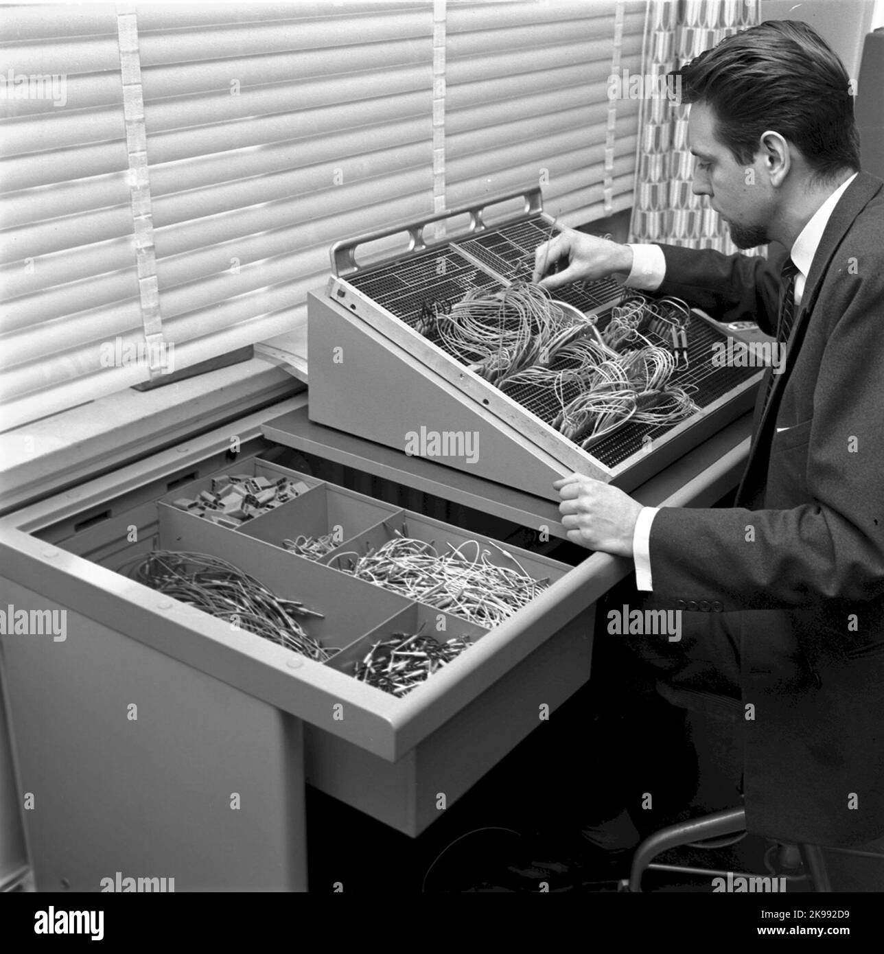 Ibm programming hi-res stock photography and images - Alamy