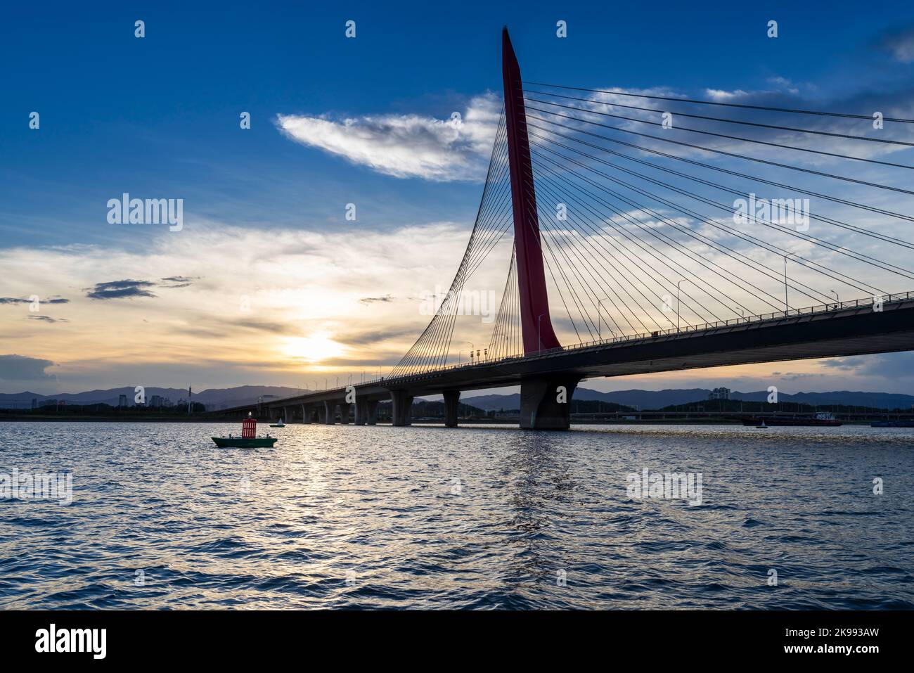 yangtze river cable stayed bridge Stock Photo - Alamy