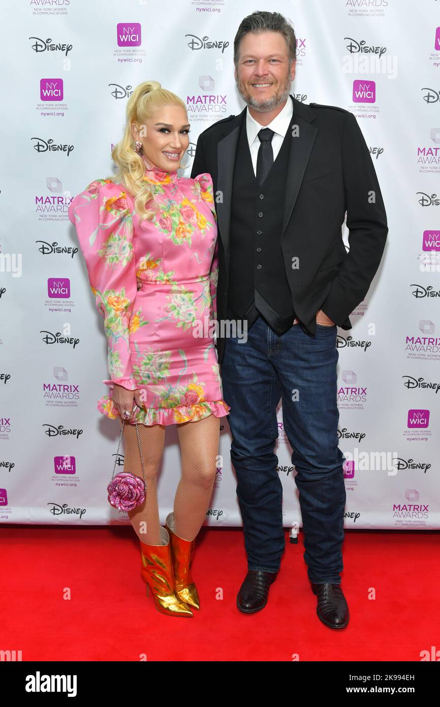 Gwen Stefani and Blake Shelton attend the 2022 Matrix Awards at The ...